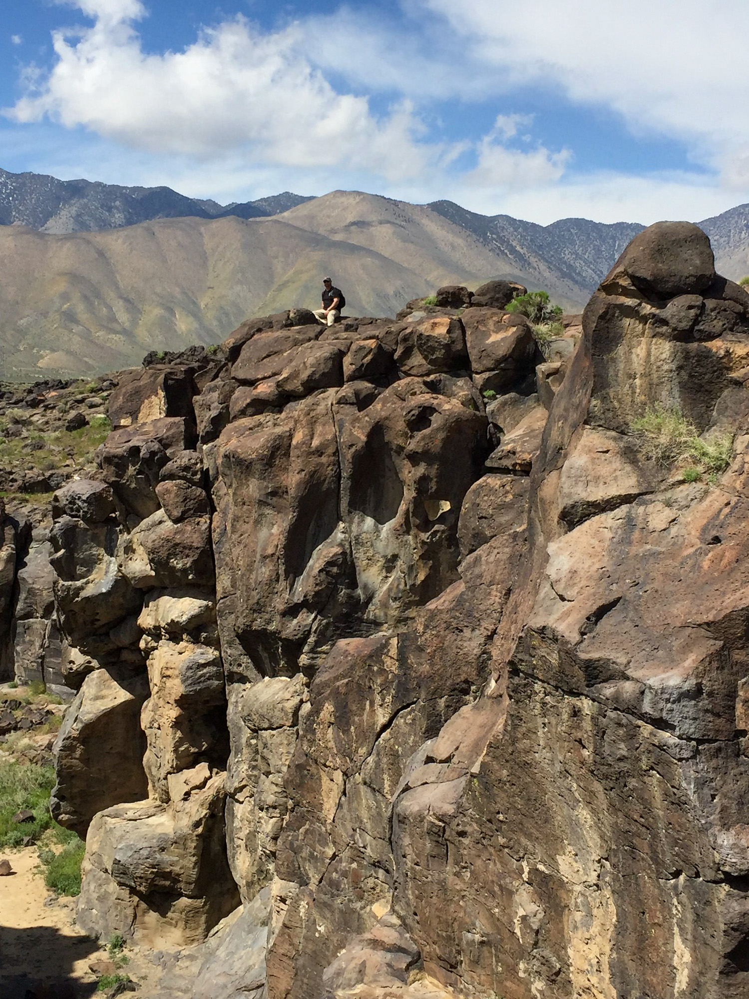 Fossil Falls Campground – Eastern Sierra Nevada | Outdoor SoCal